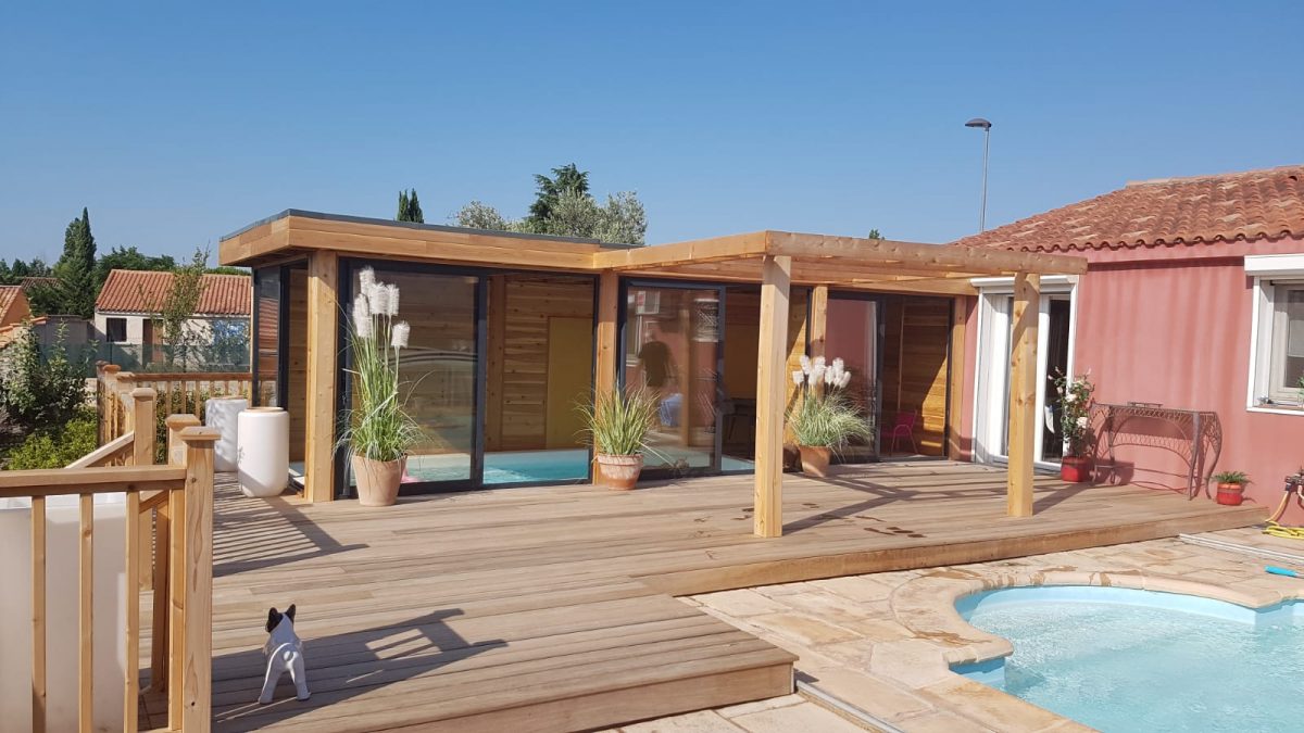 Pool house en bois, local technique - Ambiances Bois